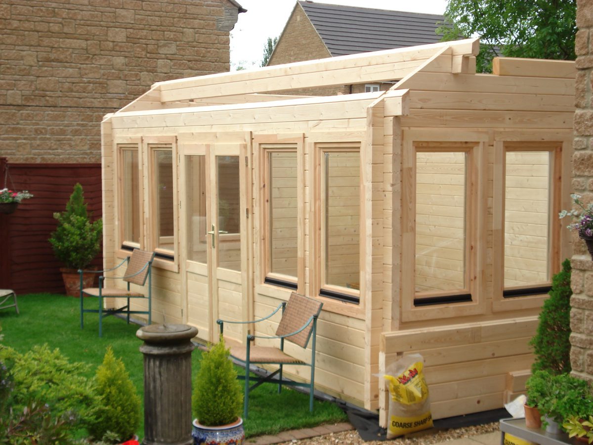 Easy to construct cabins made from interlocking parts - South West Log ...